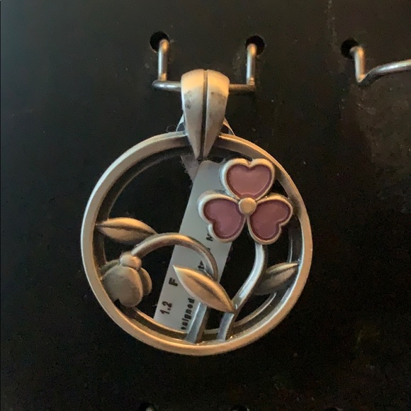 BICO | Jewelry | Pendant Flower | Poshmark